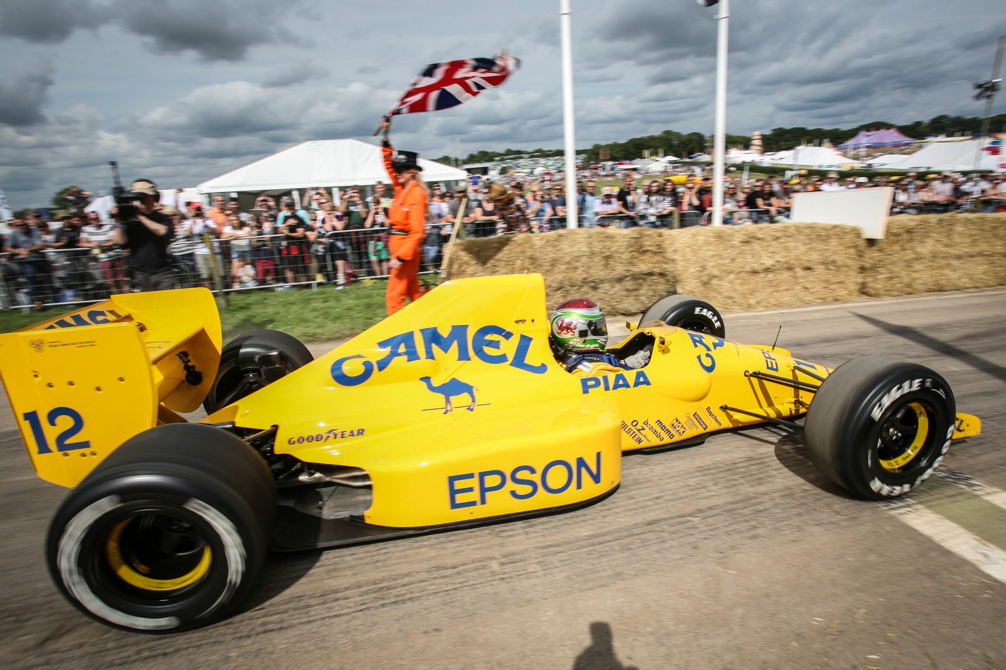 IGNITION BRINGS THE SOUND AND FURY OF FORMULA 1 TO SCOTLAND Driving