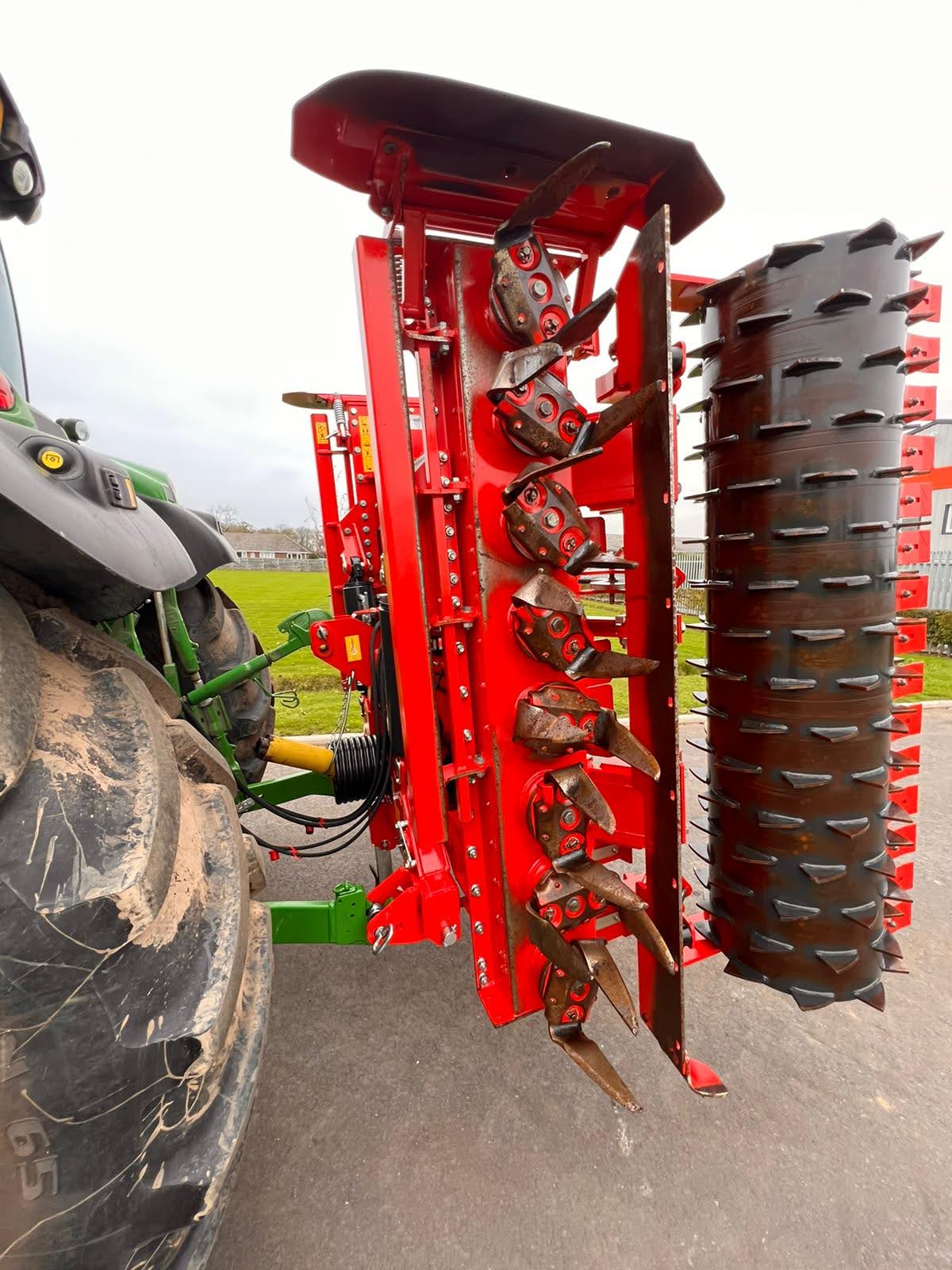 KVERNELAND NGH 401 4m HYD FOLDING POWER HARROW Online Shop | Irelands Group